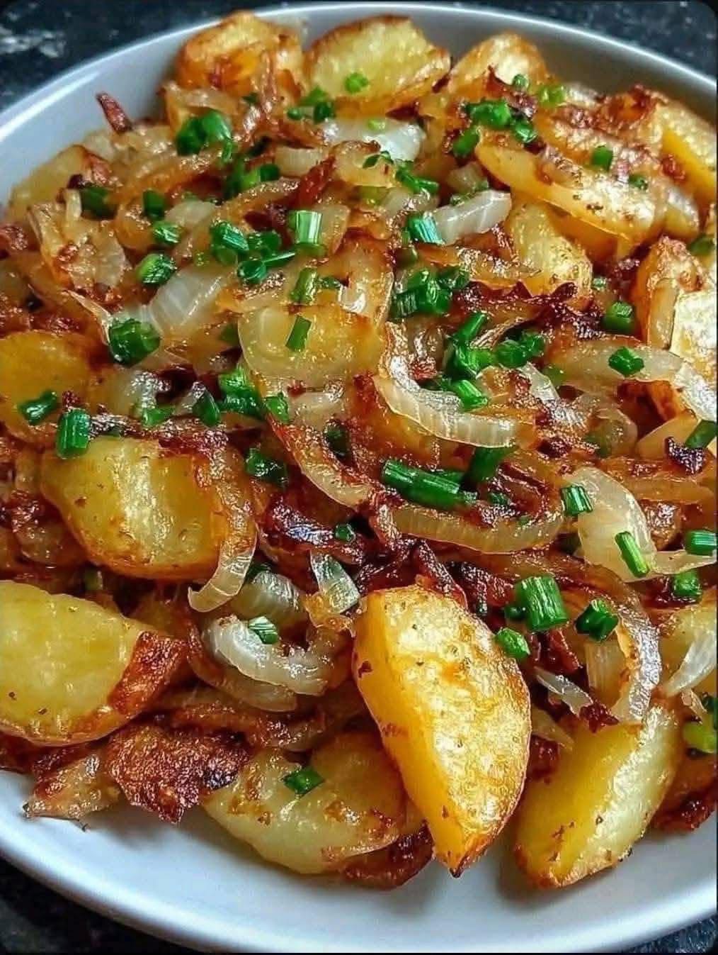 Fried Potatoes and Onions – Cooking